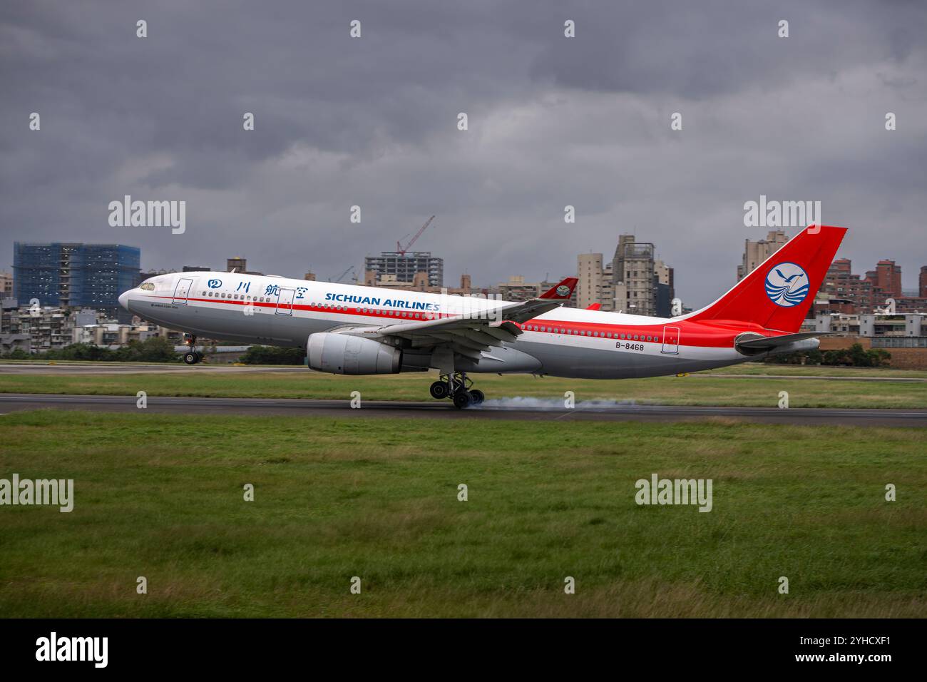 Taipei, Taiwan- 6 November 2024: Sichuan airline landing in Taipei Songshan Airport Stock Photo ...