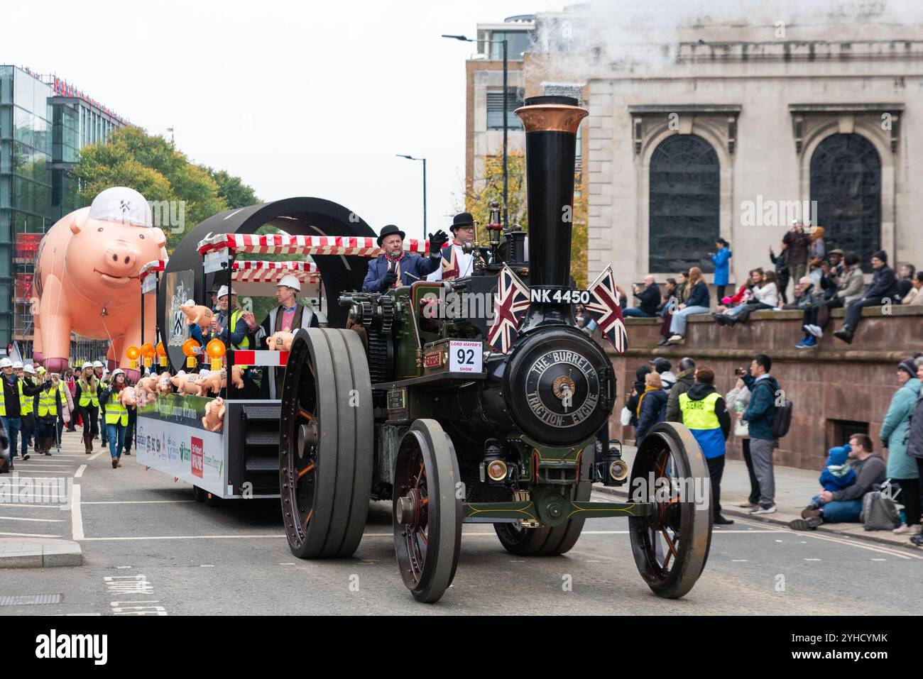 Worshipful Company of Paviors traction engine at the Lord Mayor's Show ...