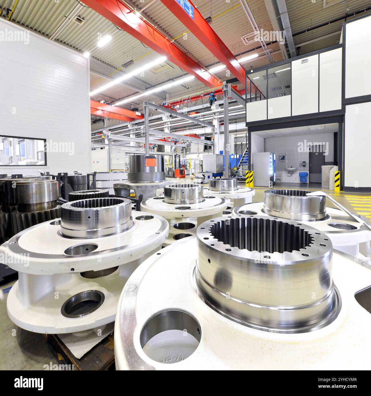 Production of gearboxes for wind turbines in a modern industrial plant ...