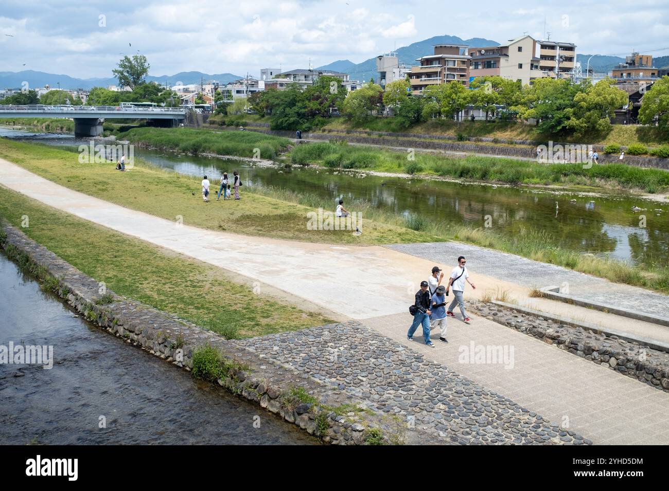 Riverside open space hi-res stock photography and images - Alamy