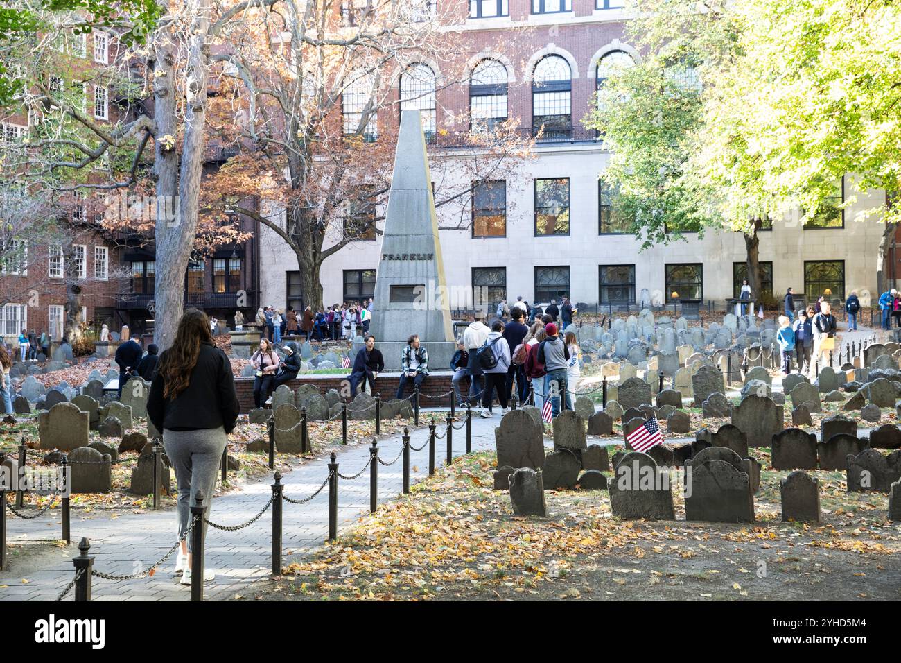 Boston Granary Burying Ground in Boston, USA Stock Photo - Alamy