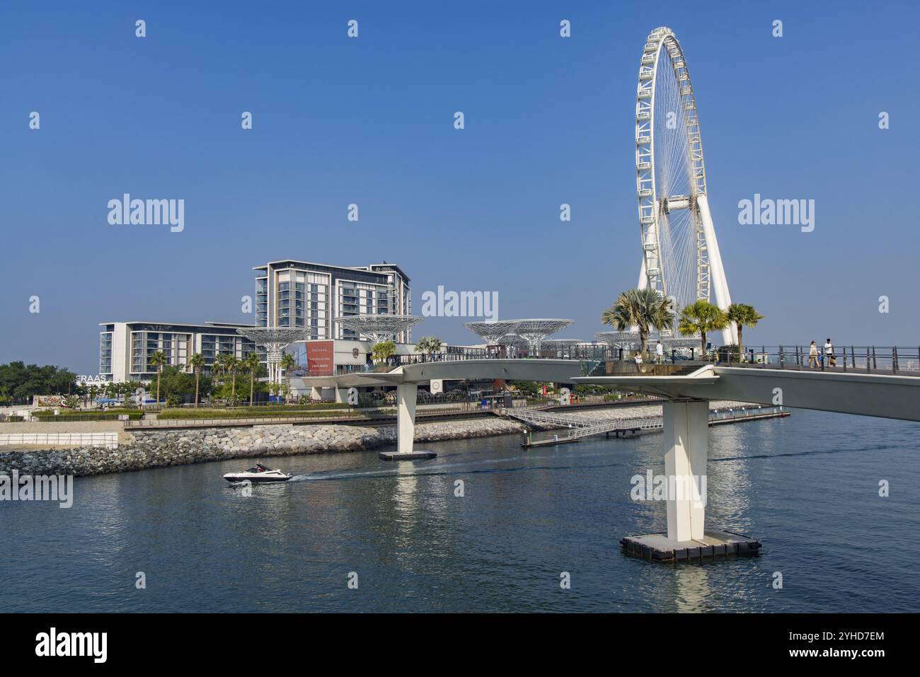 Dubai fun fair hi-res stock photography and images - Alamy