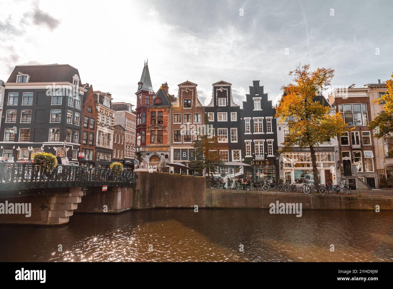 Amsterdam, NL, 11 OCT 2021: Typical Dutch buildings and scenic canals ...