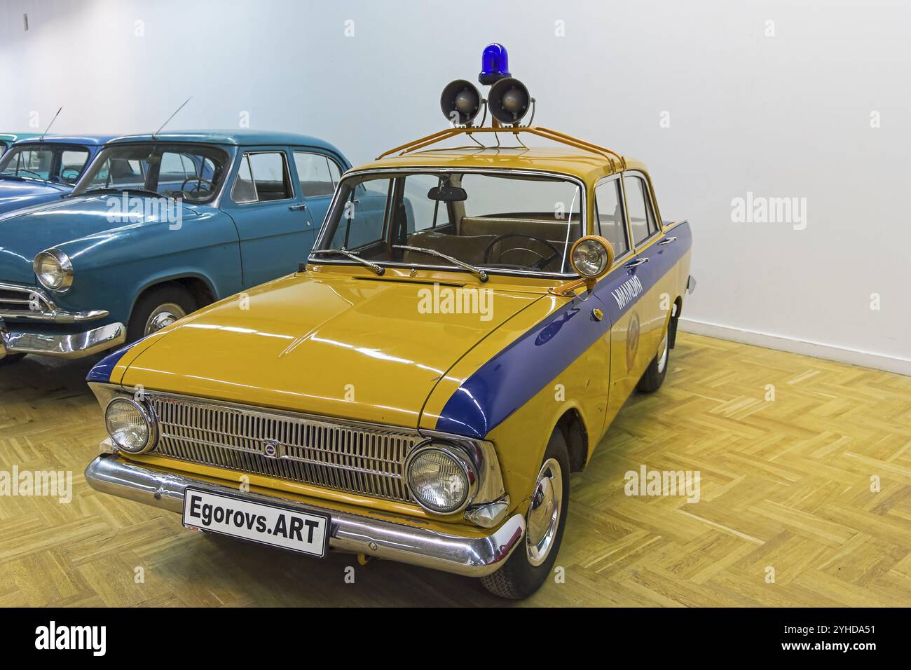 Russian police car in moscow hi-res stock photography and images - Alamy