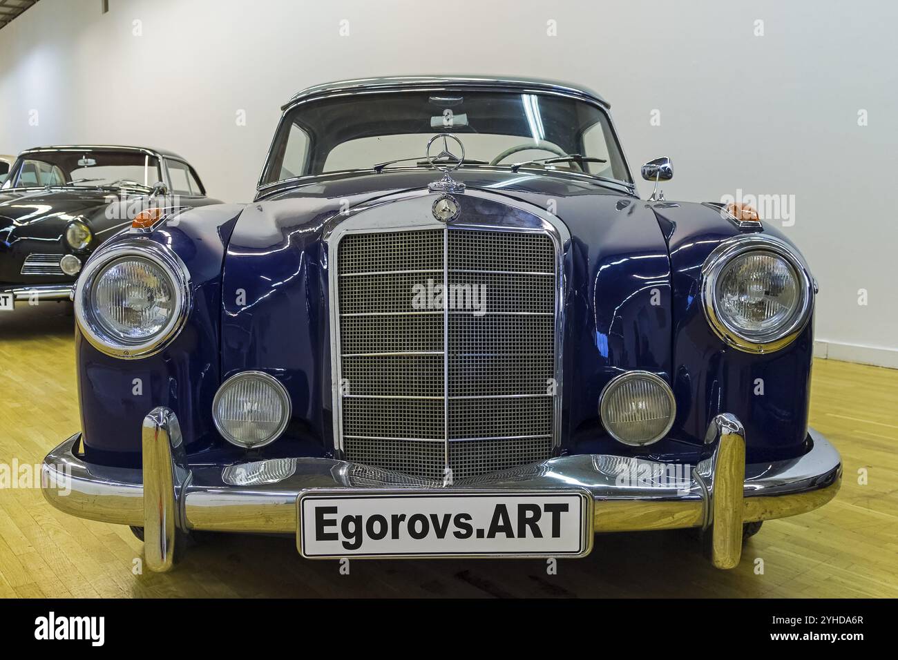 Moscow, Russia, November 10, 2018: Mercedes-Benz 220S car (made in 1958 ...
