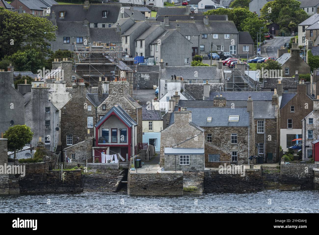 Stromness, partial view, building at the harbour front, Mainland ...