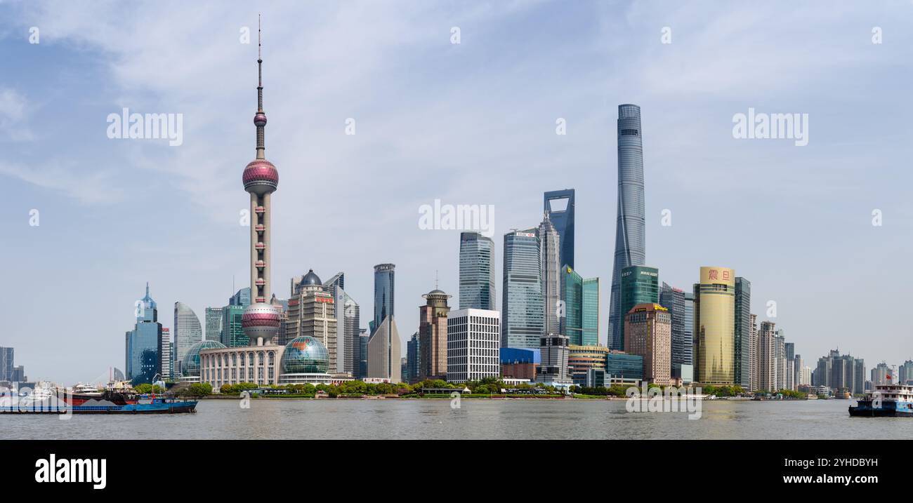 Shanghai skyline from bund hi-res stock photography and images - Alamy