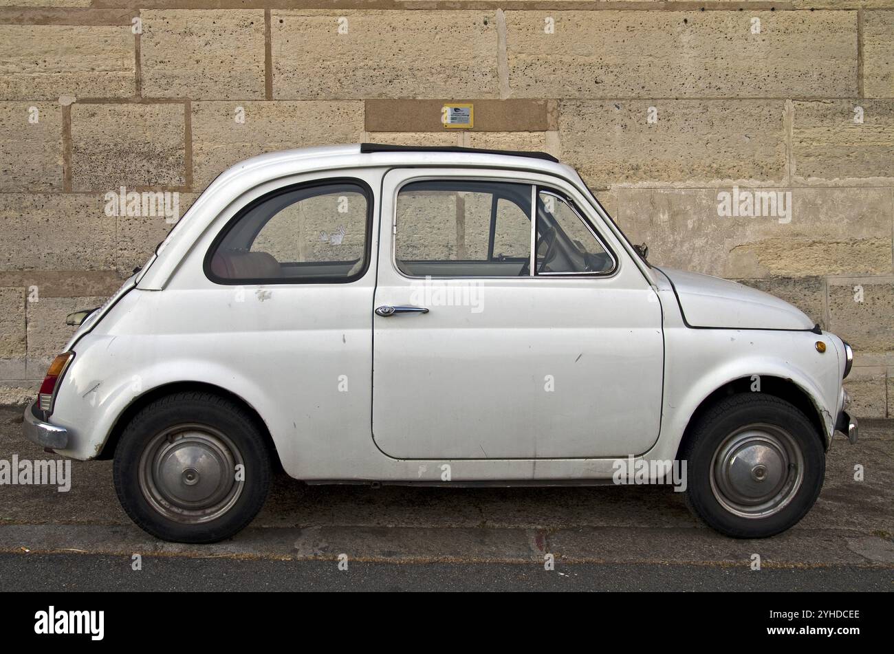 Old white Fiat 500 on Paris street Stock Photo - Alamy