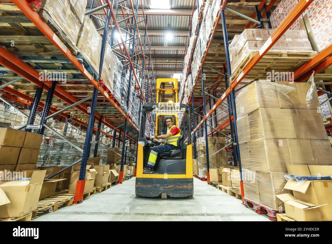 Forklift picture hi-res stock photography and images - Alamy