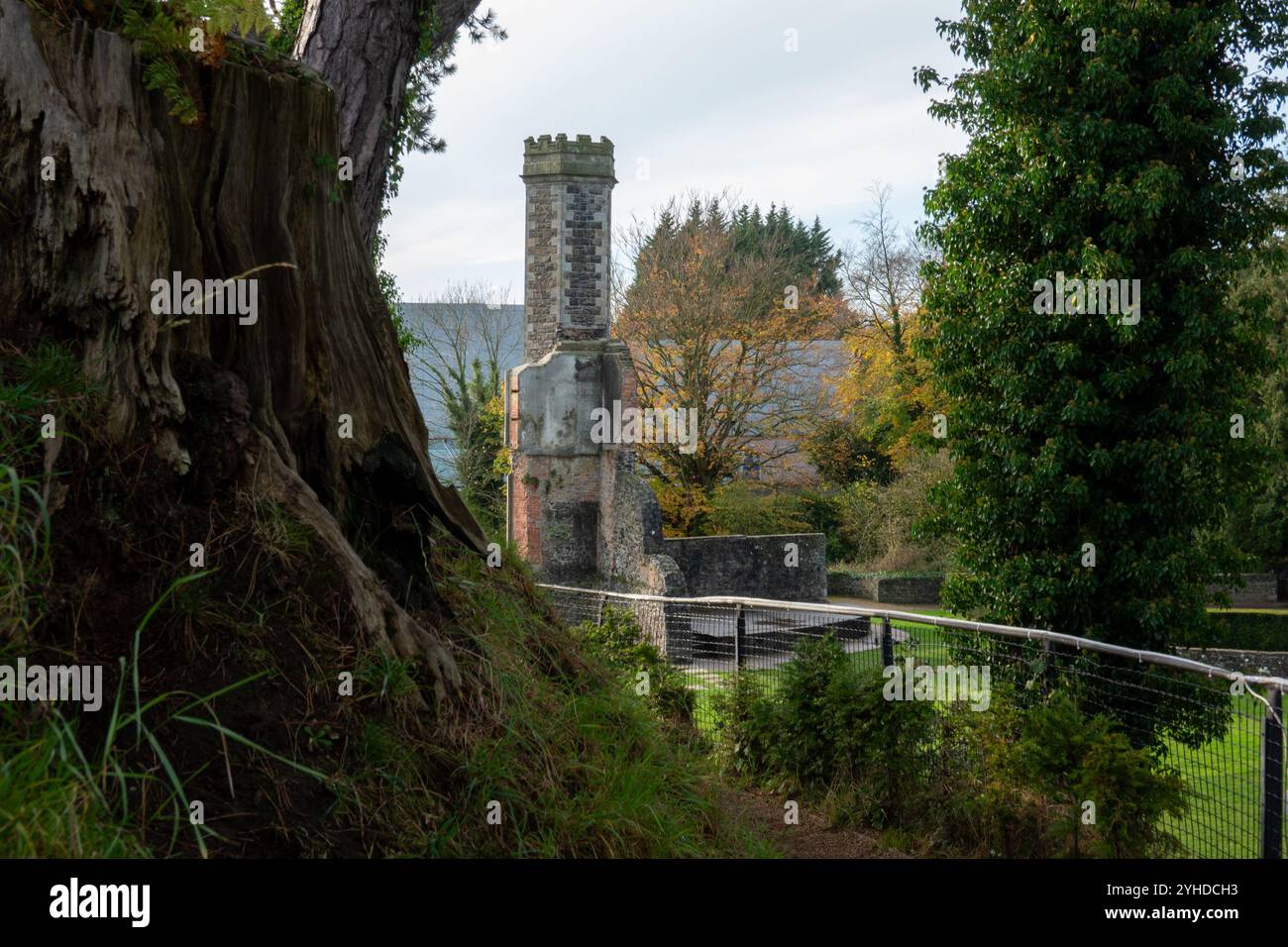Antrim castle gardens antrim castle hi-res stock photography and images ...