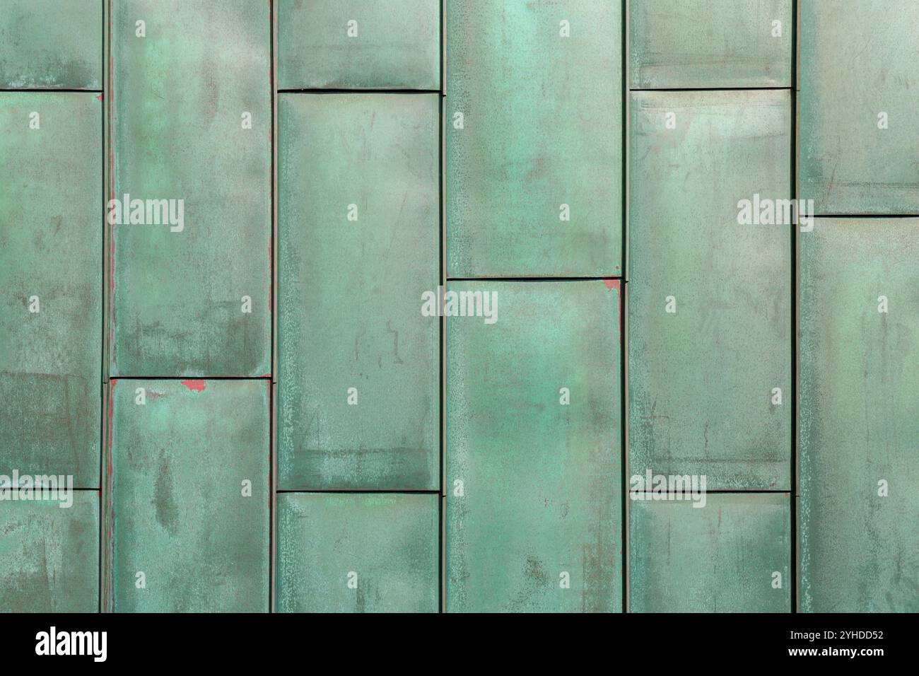 Copper patina texture hi-res stock photography and images - Alamy