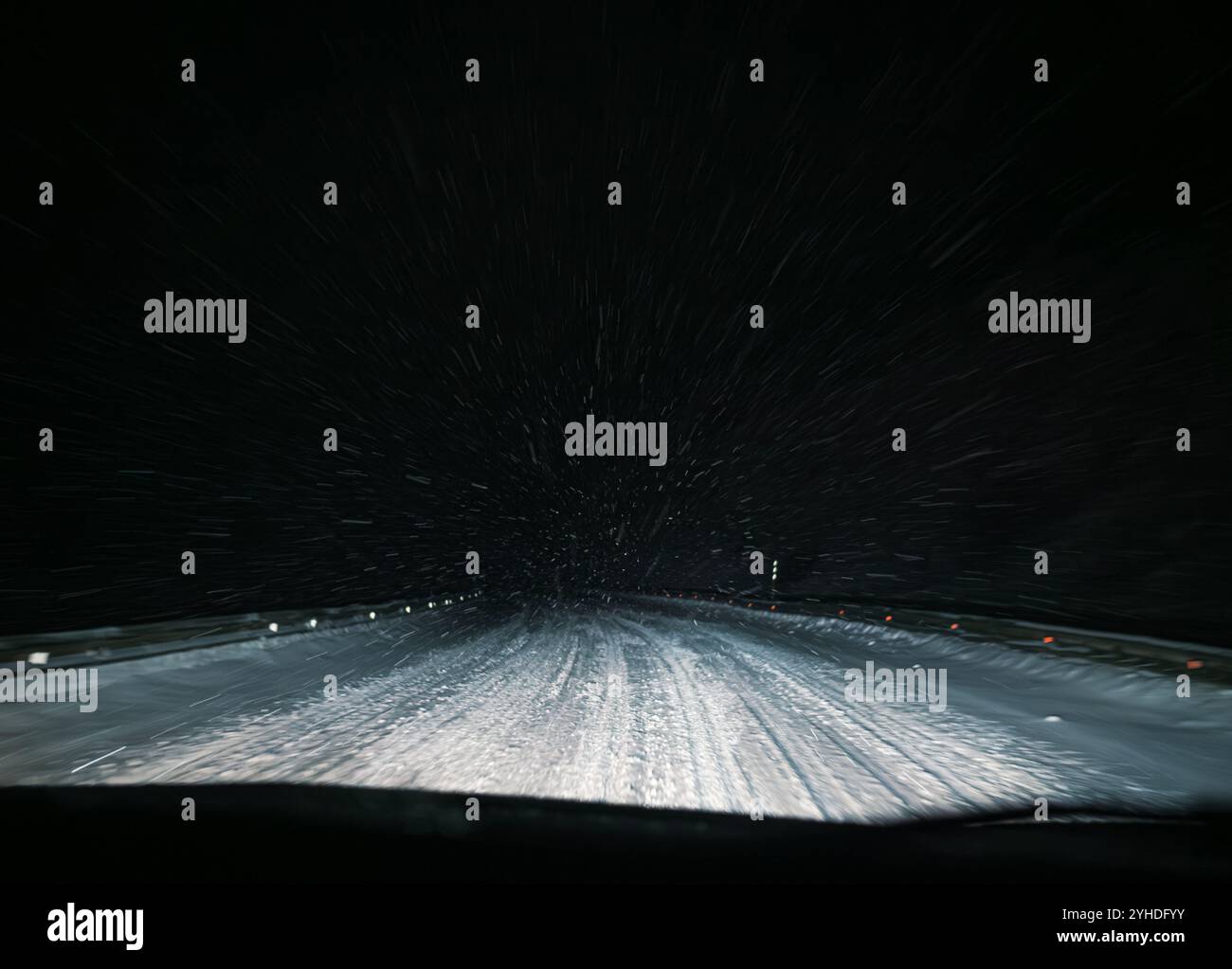 Driving night blurred vision hi-res stock photography and images - Alamy