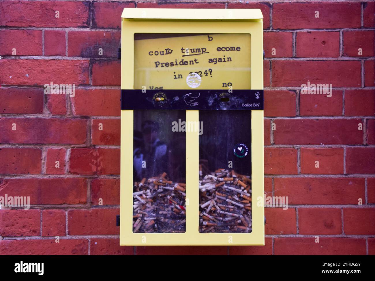 Ballot bin hi-res stock photography and images - Alamy