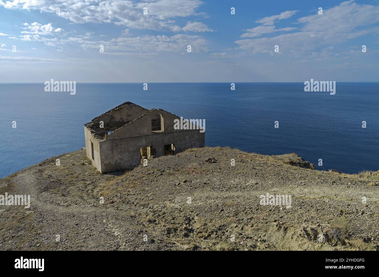 Hillside homes above historic hi-res stock photography and images - Alamy