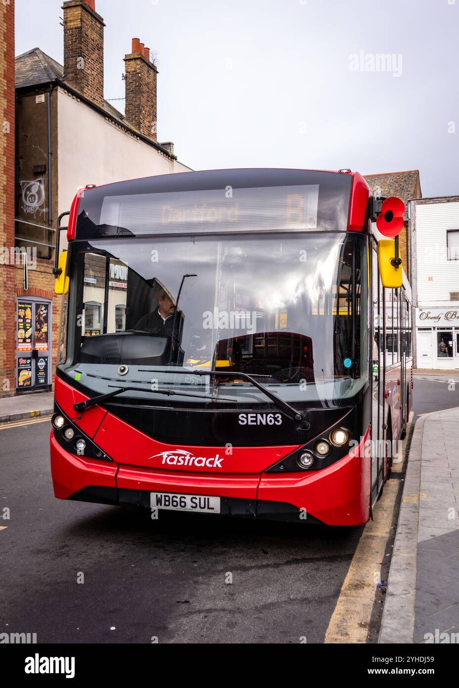 Bus - Gravesend Bus Hub - WB66 SUL - ADL Enviro200 MMC - Fastrack ...