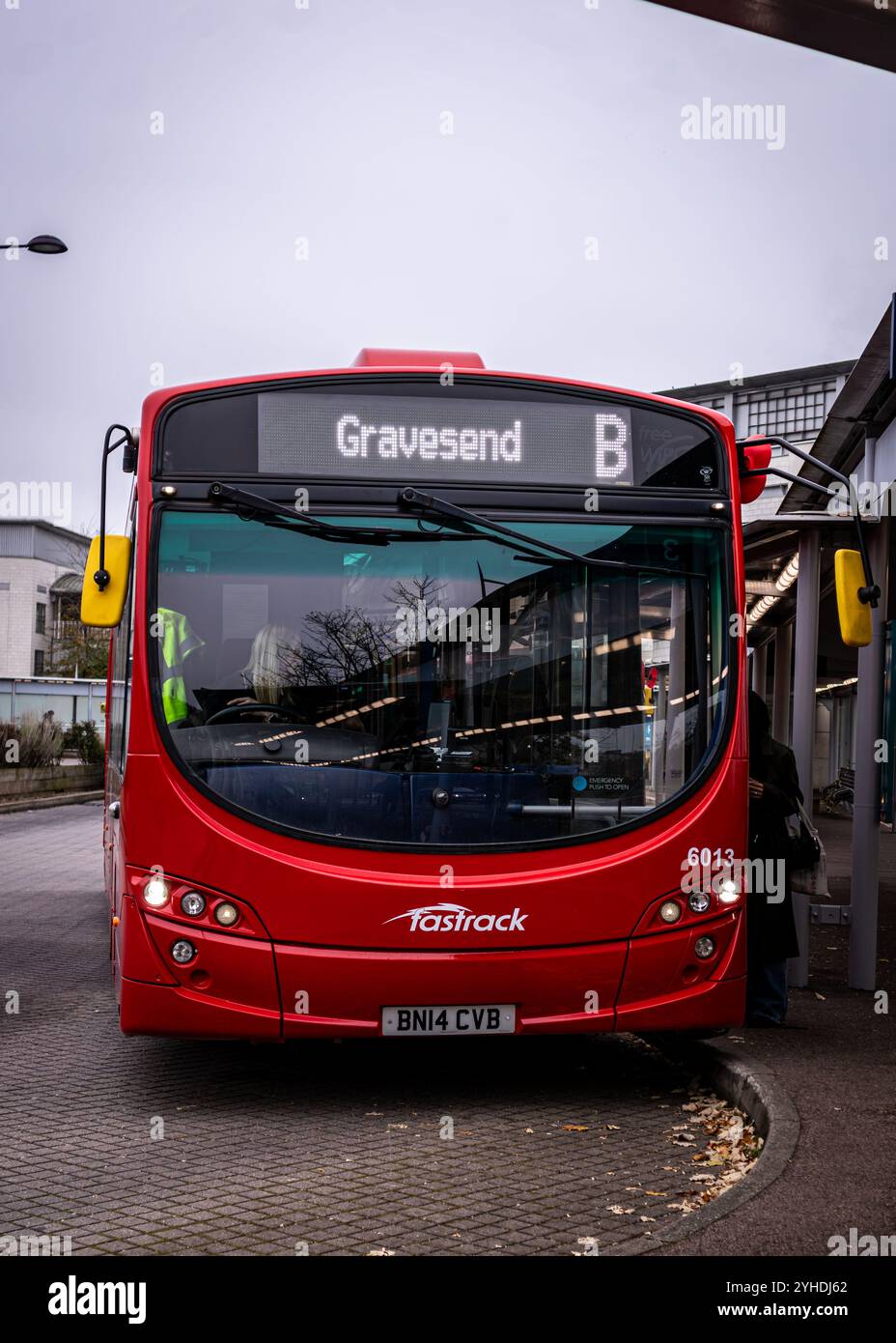 Bus - Bluewater Bus Station - BN14 CVB - Volvo B7RLE Wrightbus Eclipse ...