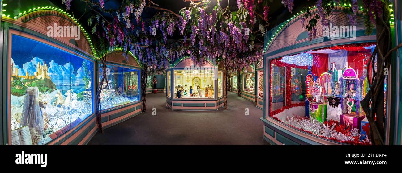 Retail nostalgia exhibits hi-res stock photography and images - Alamy