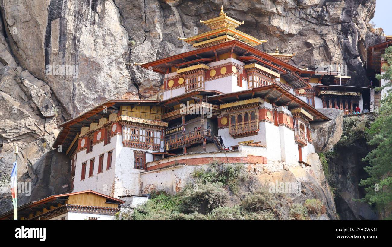 Tiger's Nest Monastery (Paro Taktsang) - a renowned Buddhist monastery ...
