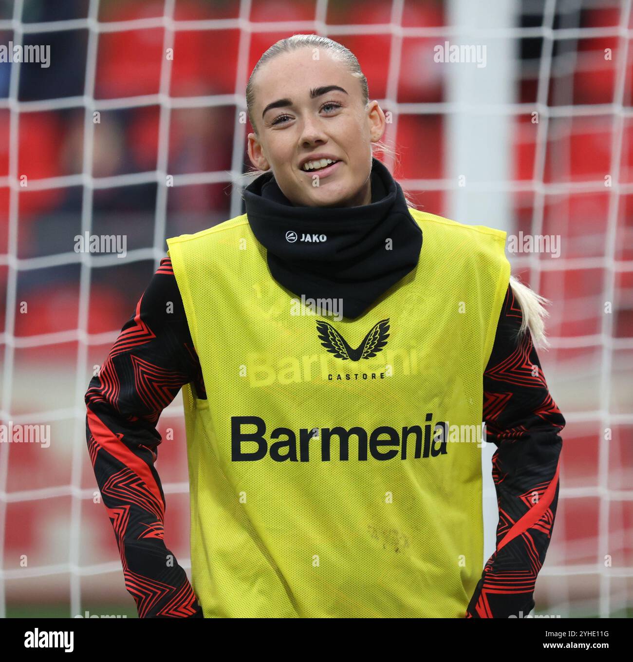 Google pixel frauen bundesliga 2024 hi-res stock photography and images ...