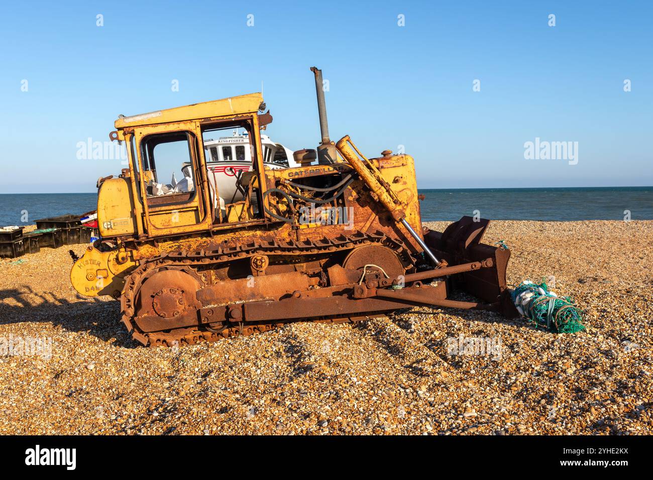Tractor on a beach vehicle track hi-res stock photography and images ...
