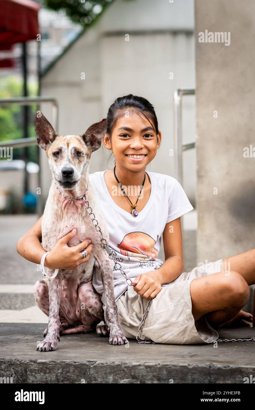 Street dog manila hi-res stock photography and images - Alamy
