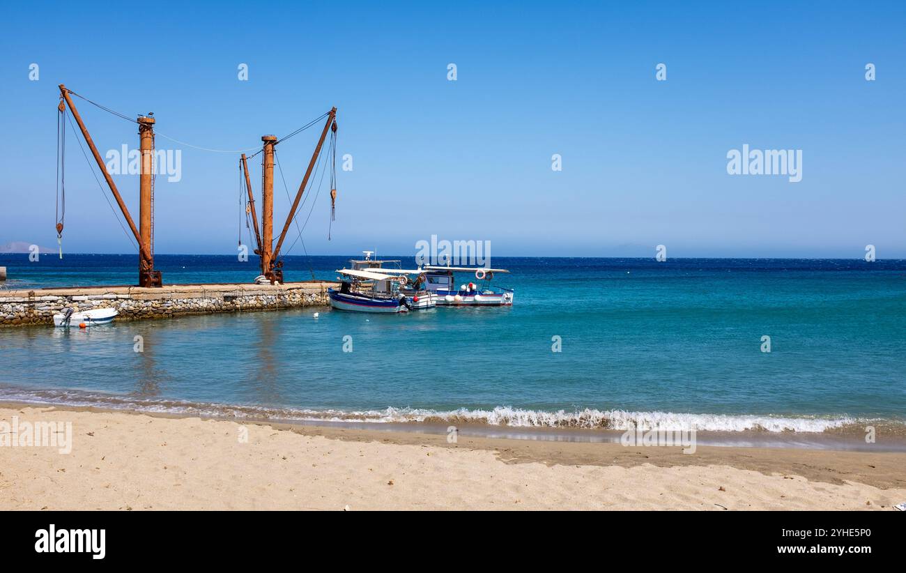 The old port of the village of Moutsouna, Naxos, Greece Stock Photo - Alamy