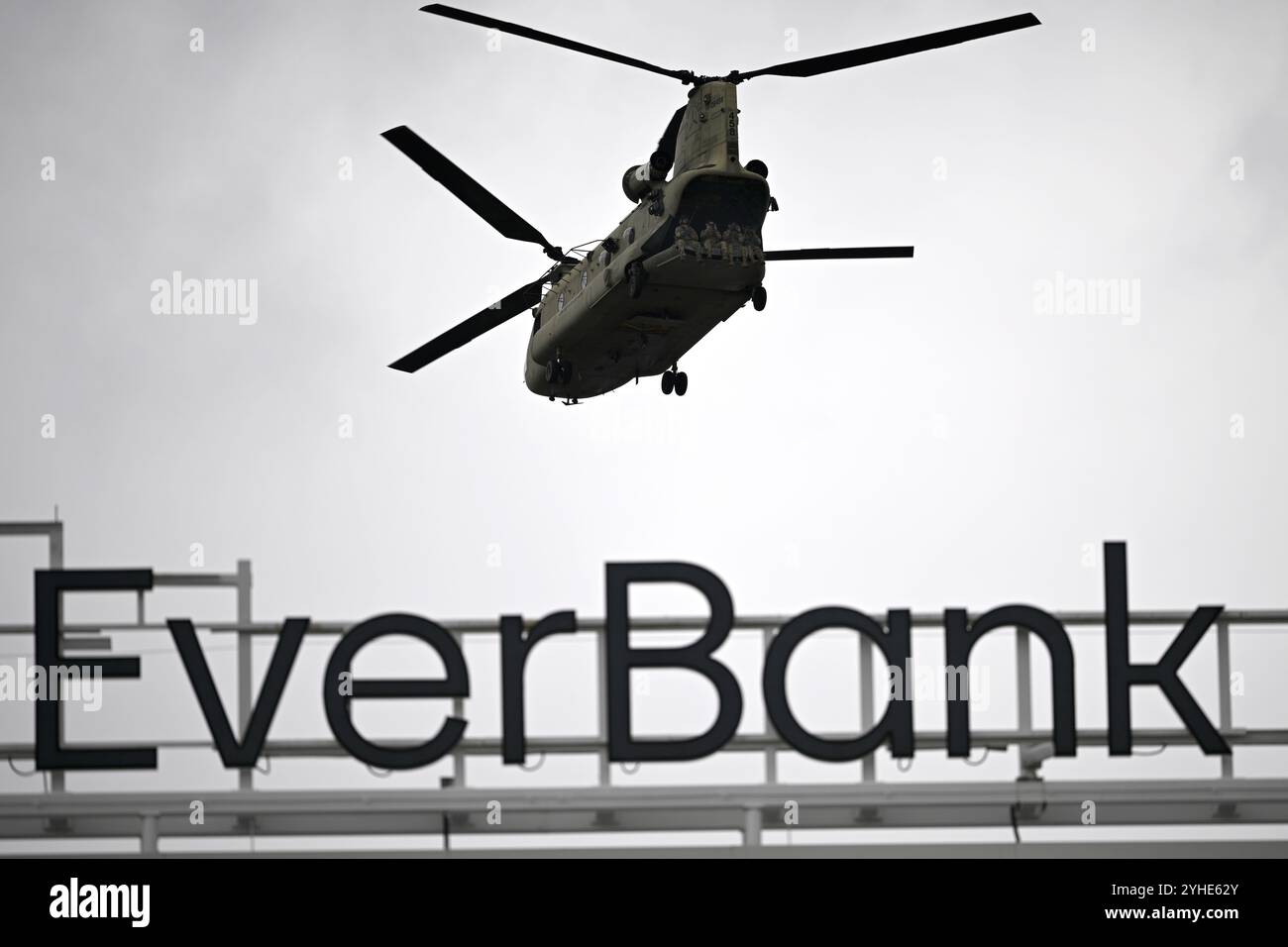 Members of the U.S. Army's 2nd General Support Aviation Battalion, 3rd ...