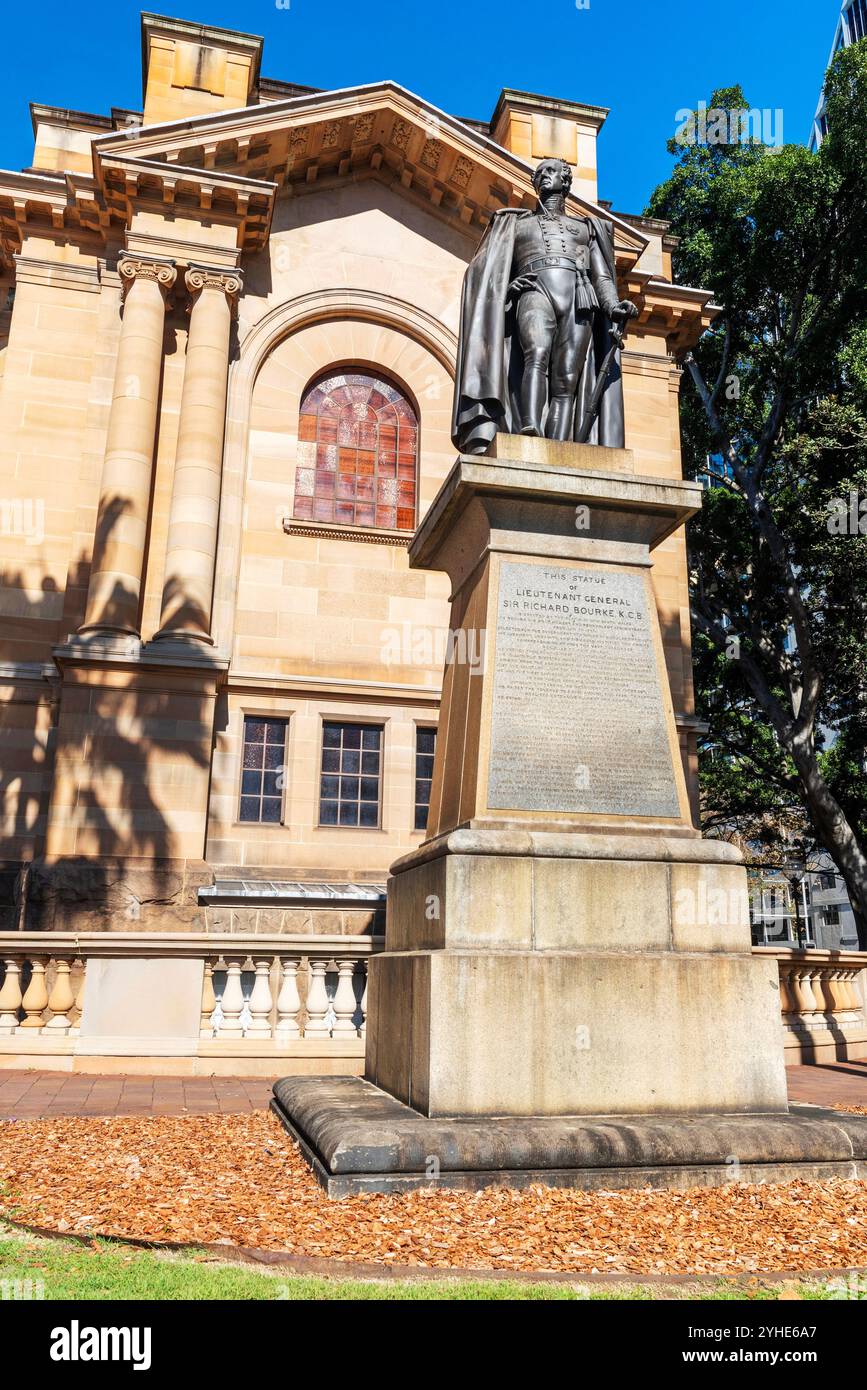 The statue of Lieutenant General Sir Richard Bourke in Sydney ...