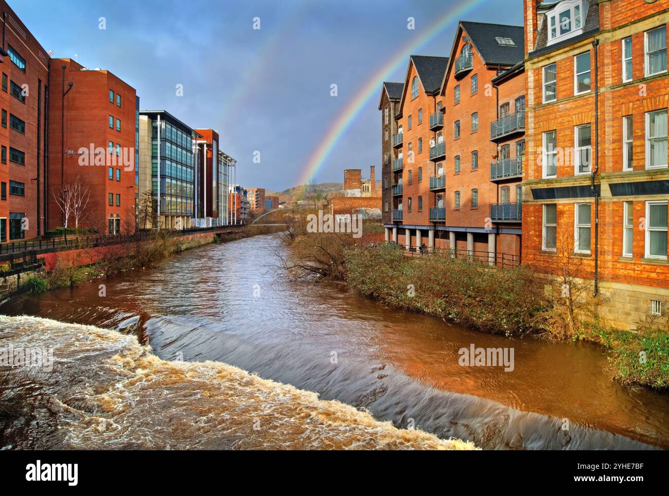UK, South Yorkshire, Sheffield, River Don, Wicker Weir From Lady's ...