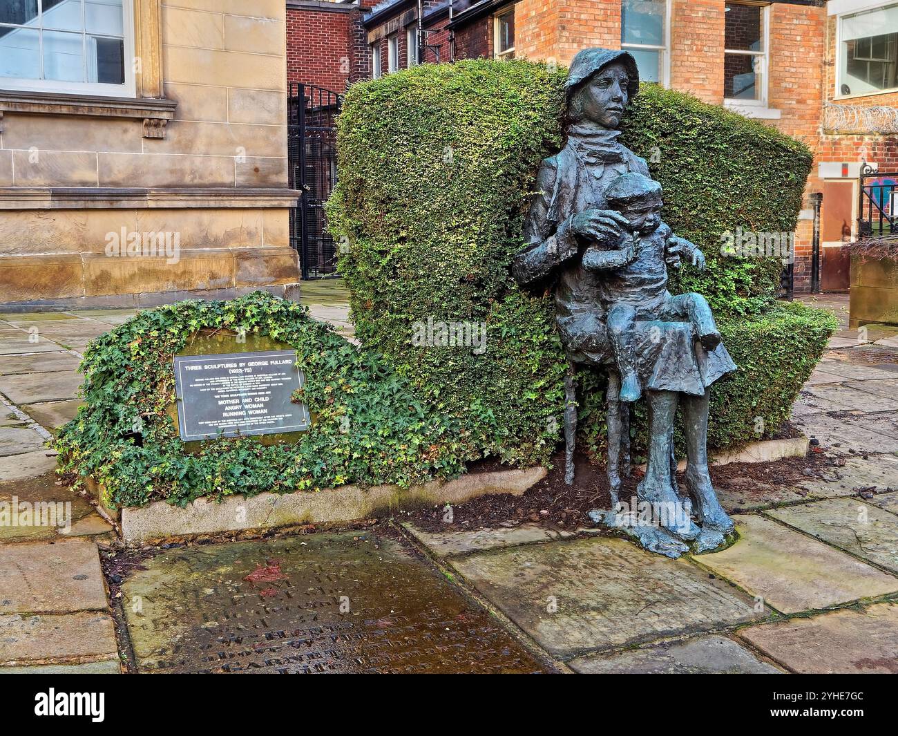 UK, South Yorkshire, Sheffield, Mother and Child Sculpture outside the ...