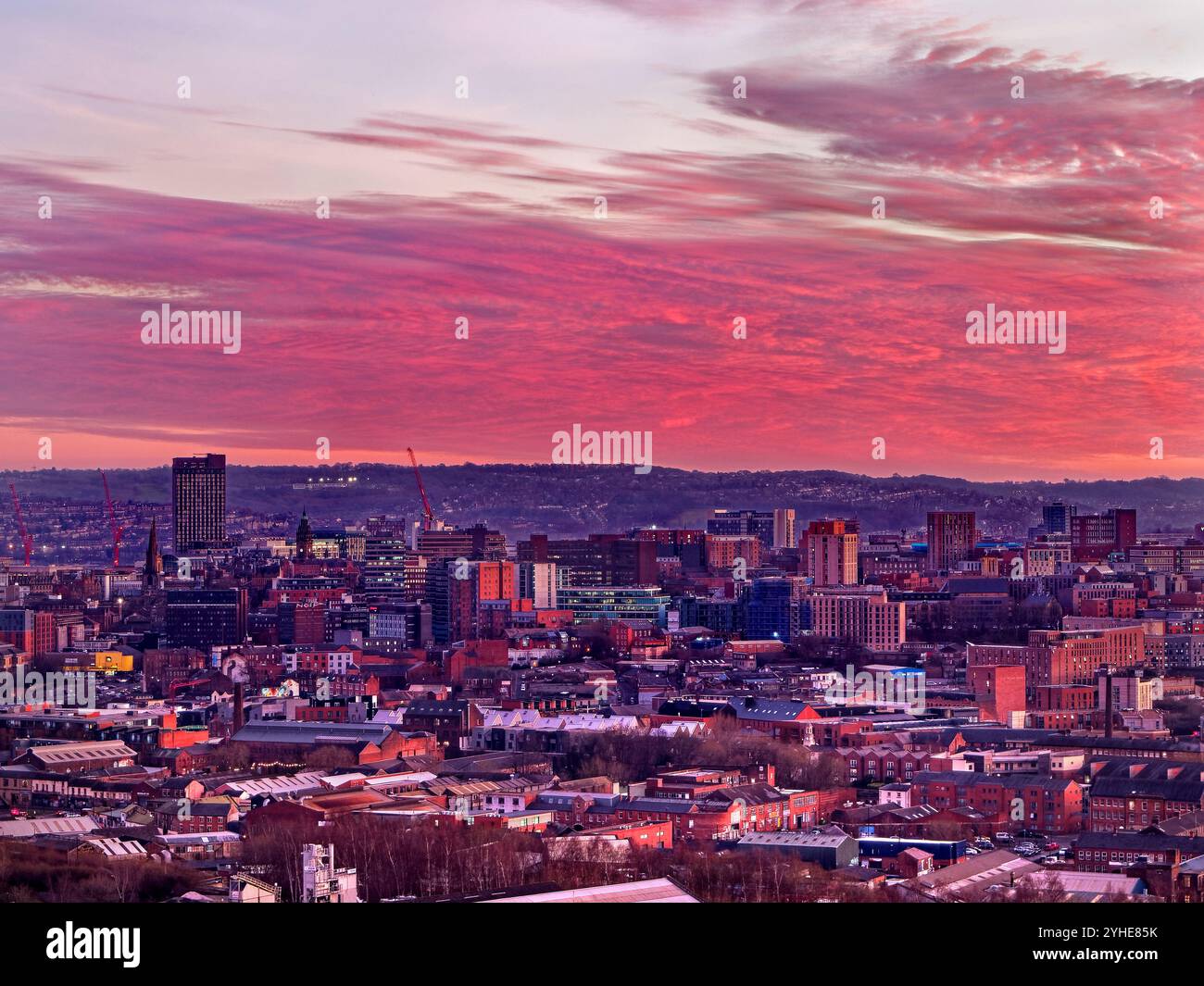 Sheffield city centre at night hi-res stock photography and images - Alamy