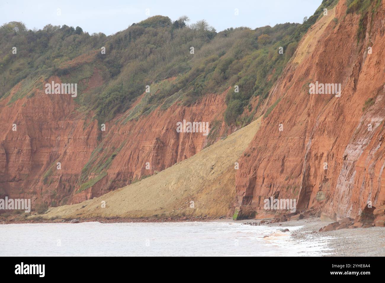 Huge sandstone cliff fall at Jacob's ladder beach October 2024 ...