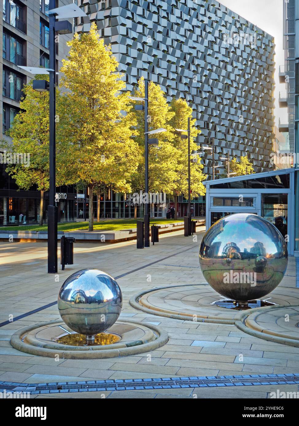 East yorkshire iconic building hi-res stock photography and images - Alamy