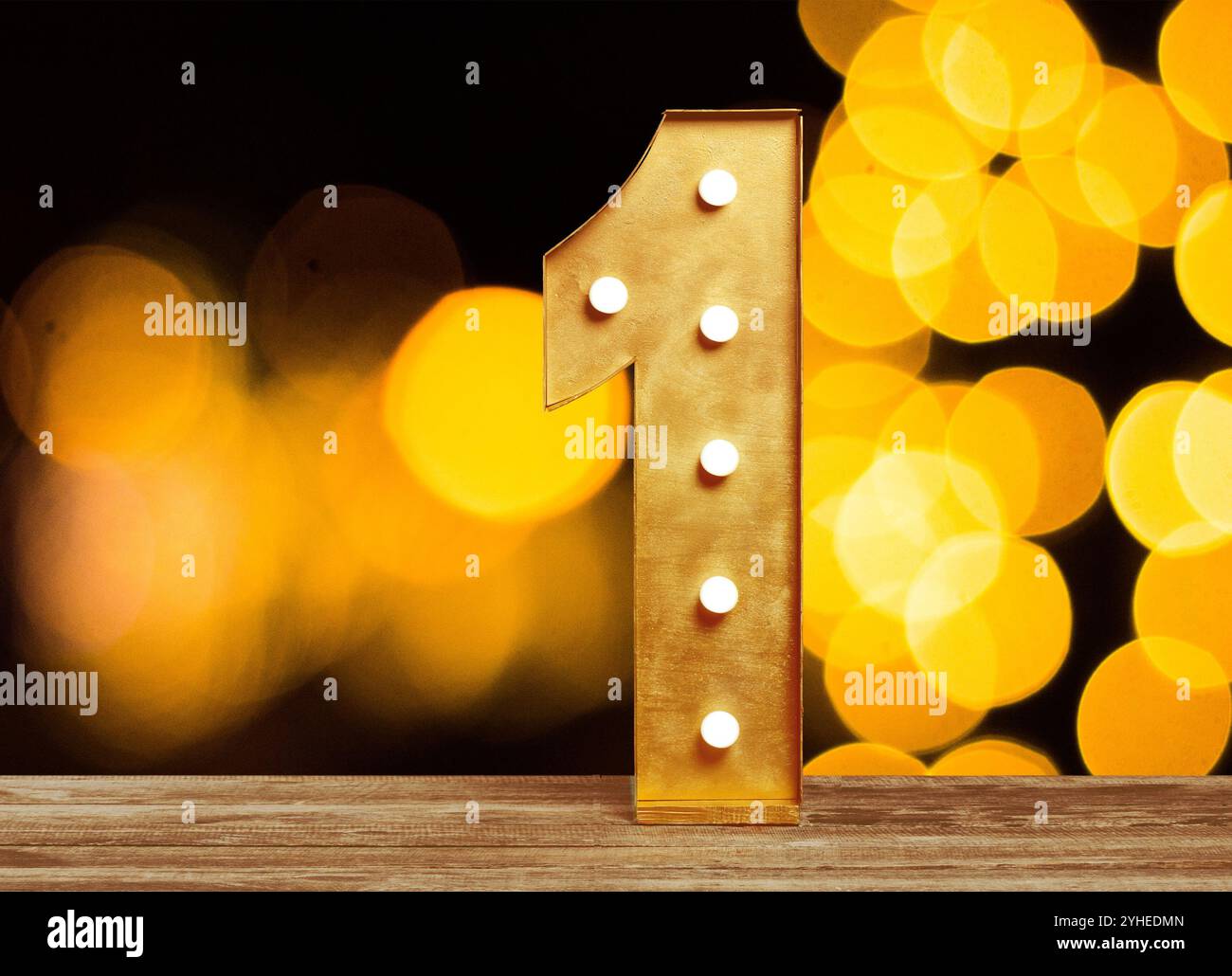 Light bulb 1 hi-res stock photography and images - Alamy