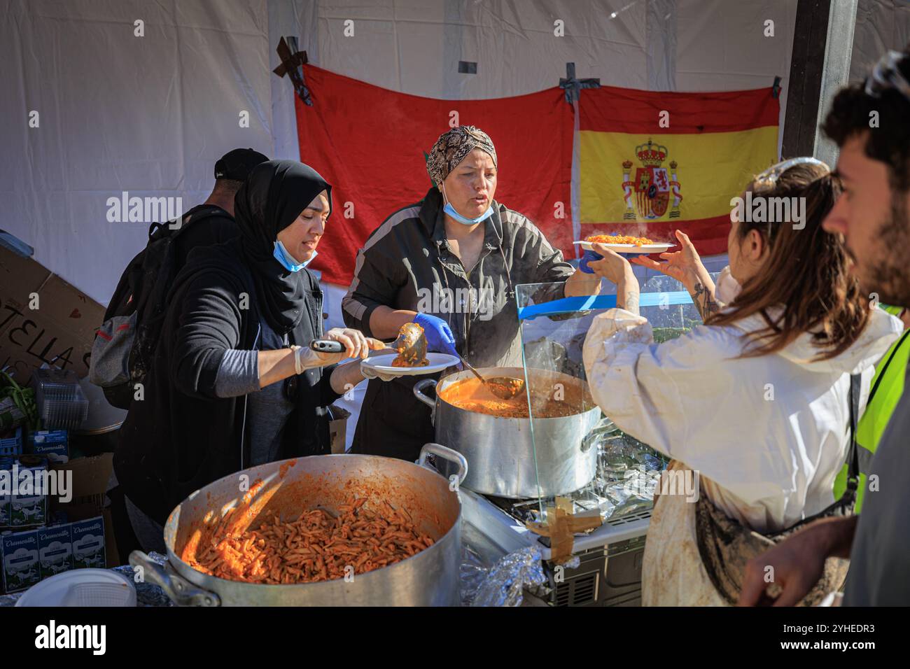 Helping the community in spain hi-res stock photography and images - Alamy