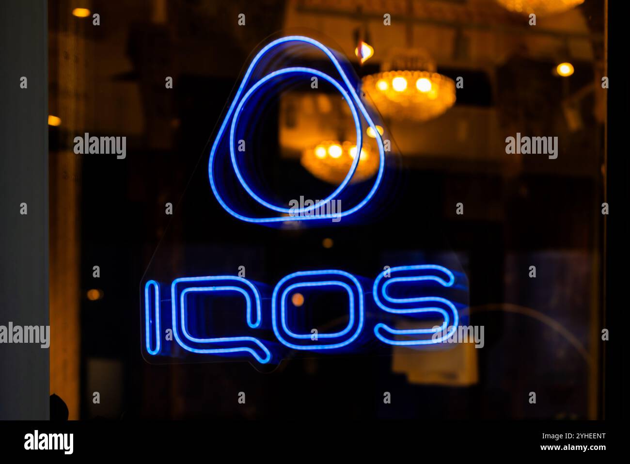 Iqos sign hi-res stock photography and images - Alamy