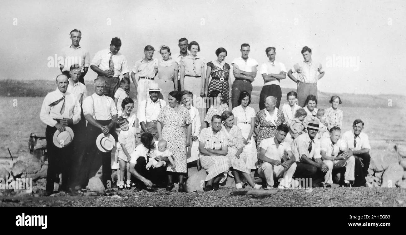 Archival large family hi-res stock photography and images - Alamy