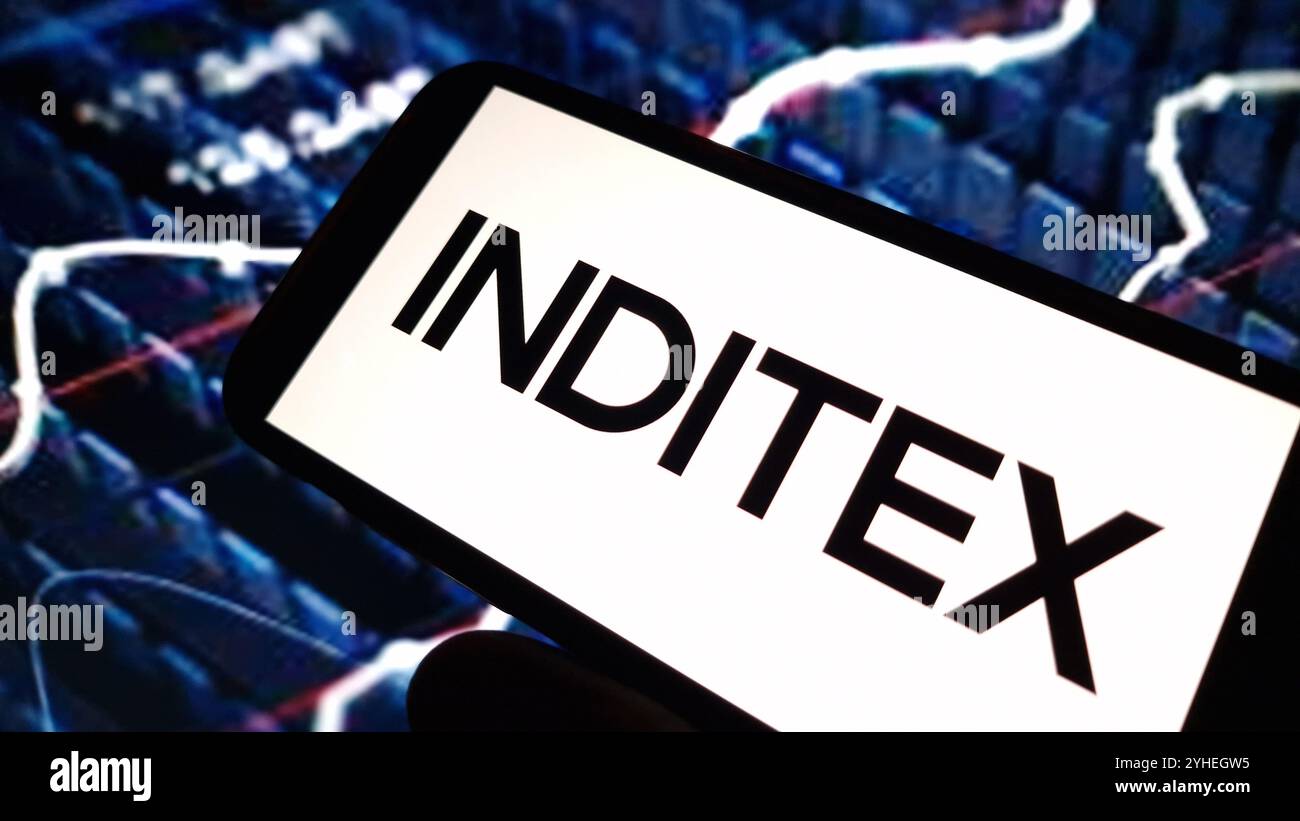 Inditex logo hi-res stock photography and images - Alamy