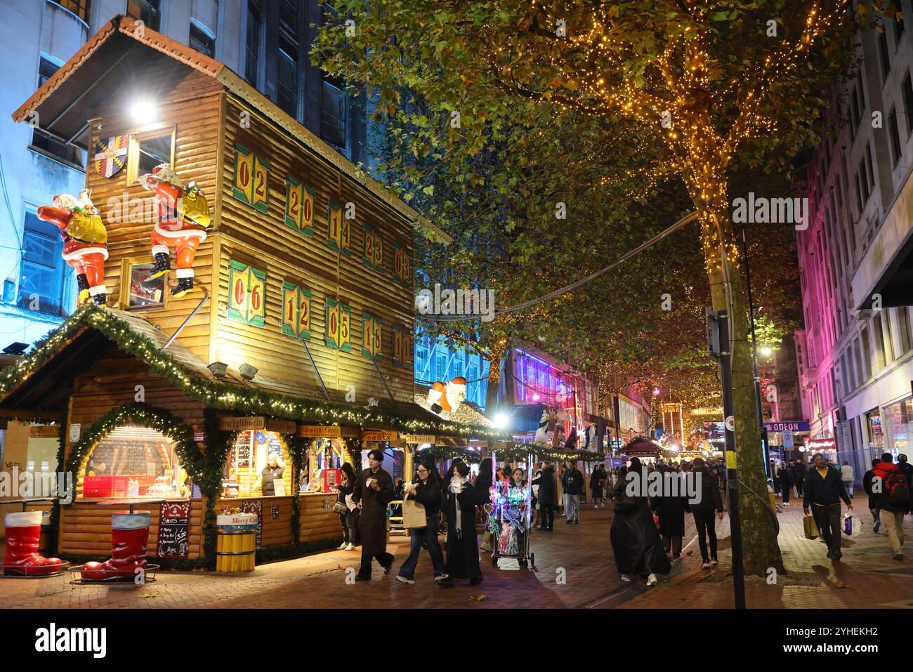 Birmingham's Frankfurt Christmas Market, the largest German one outside Germany and Austria ...