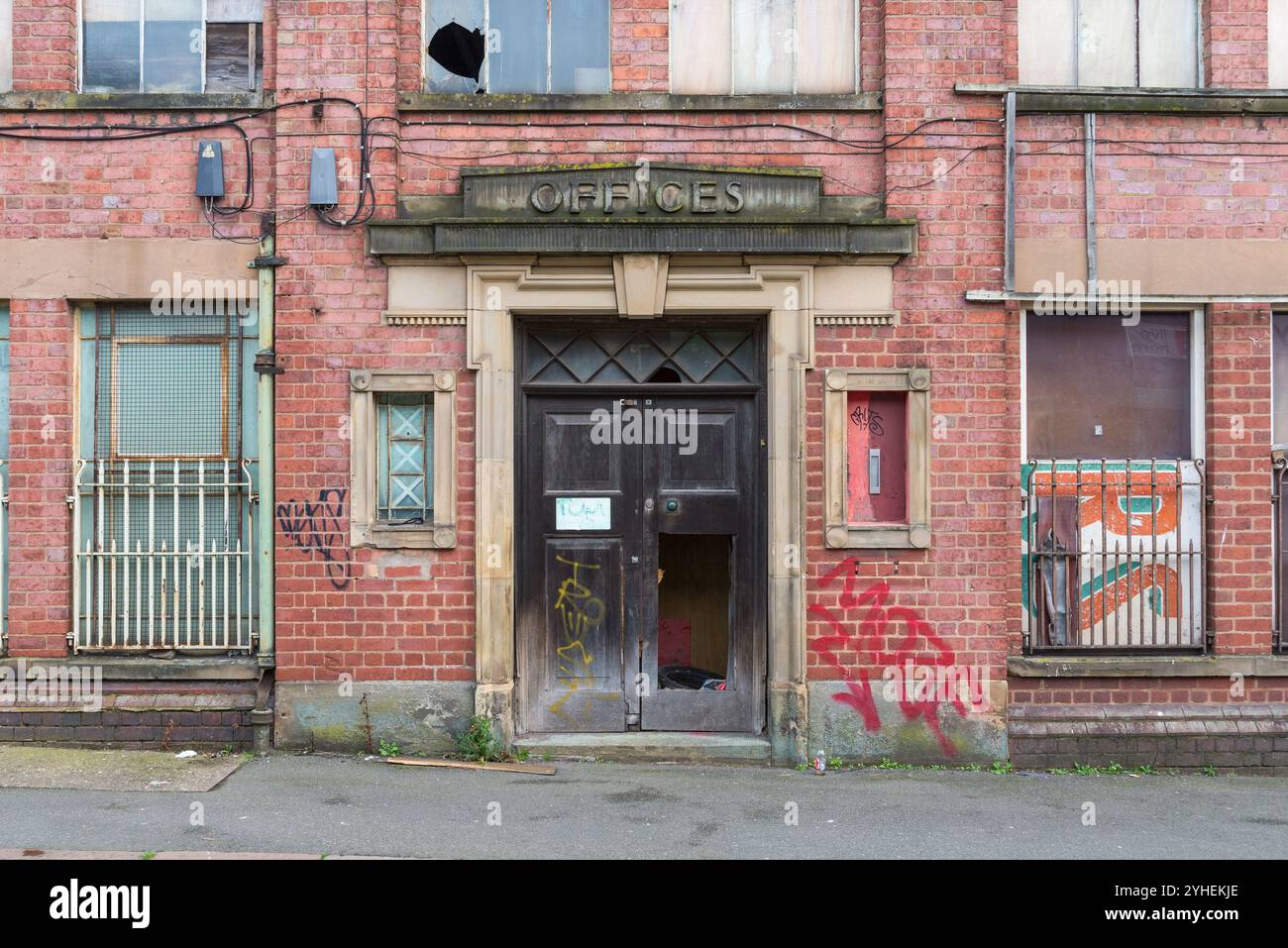 Empty victorian offices hi-res stock photography and images - Alamy