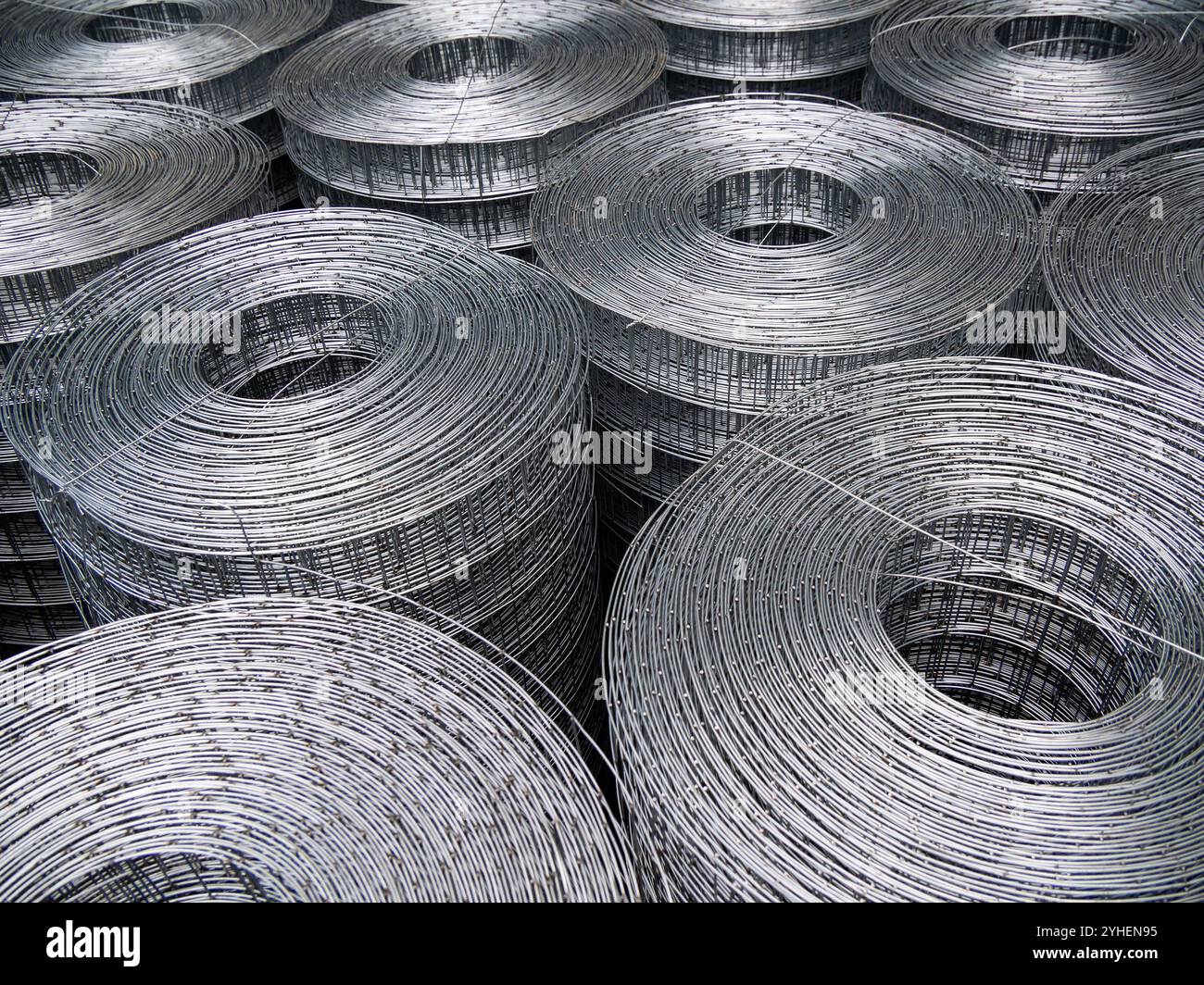 Crimped wire mesh hi-res stock photography and images - Alamy
