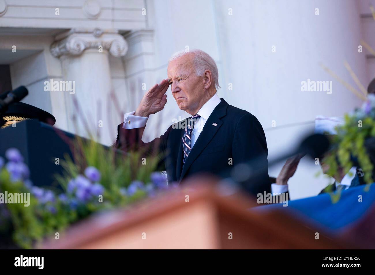 Arlington, United States . 11th Nov, 2024. President Joe Biden salutes ...