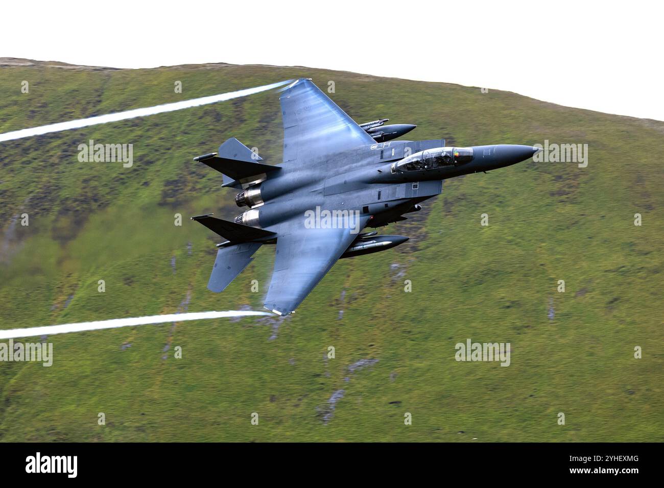 USAF F-15 out of RAF Lakenheath flying The Mach Loop Wales ,The Mach ...