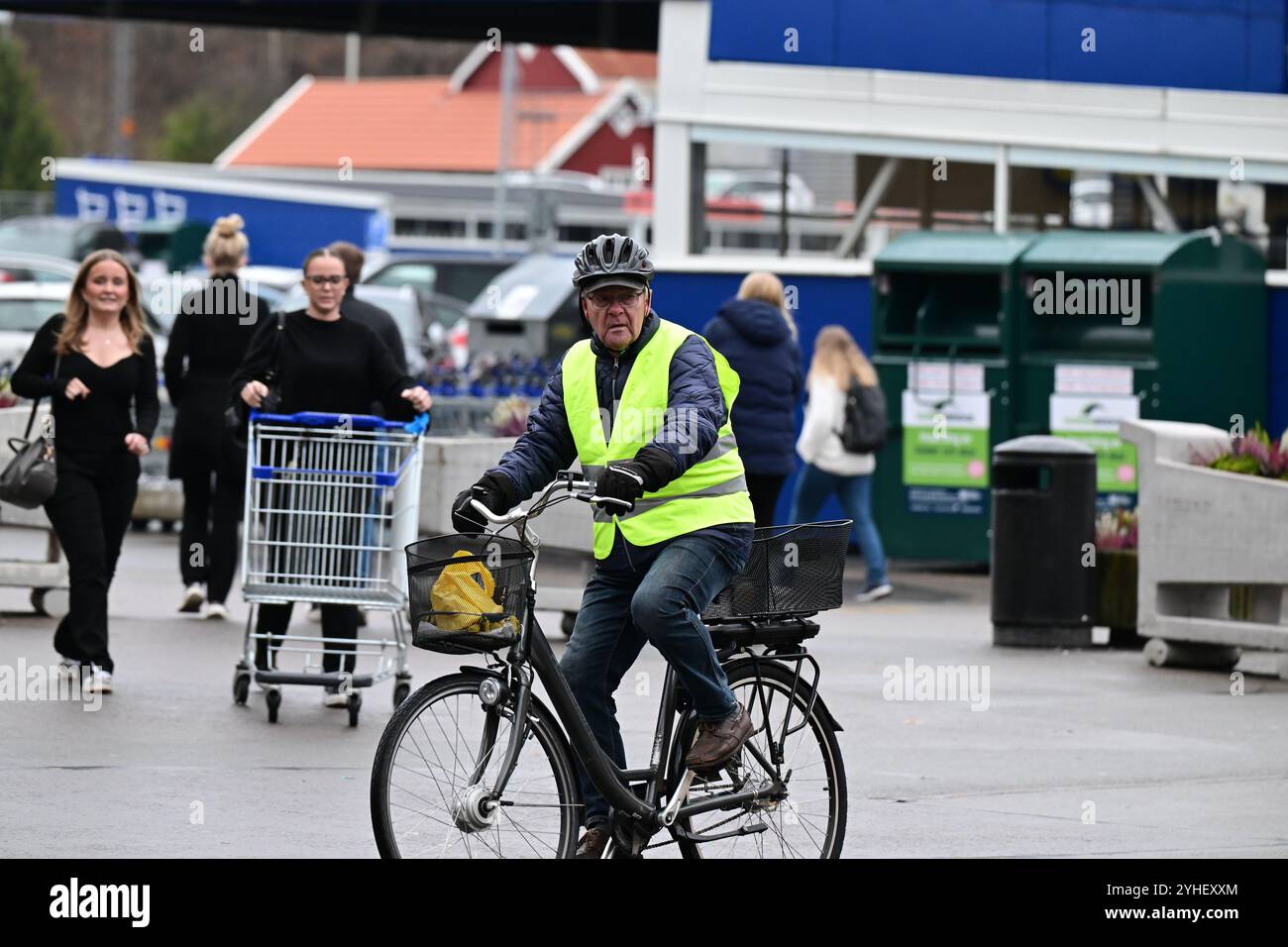 Ullared, Halland, Sweden. November 11 2024. Customers outside of Gekås ...