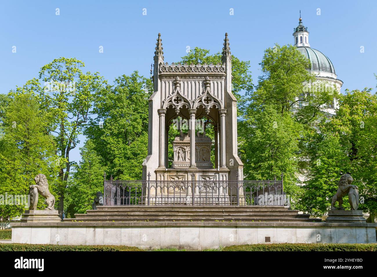 Mausoleum of the Potocki family. Historical Monuments. Warsaw, Poland ...