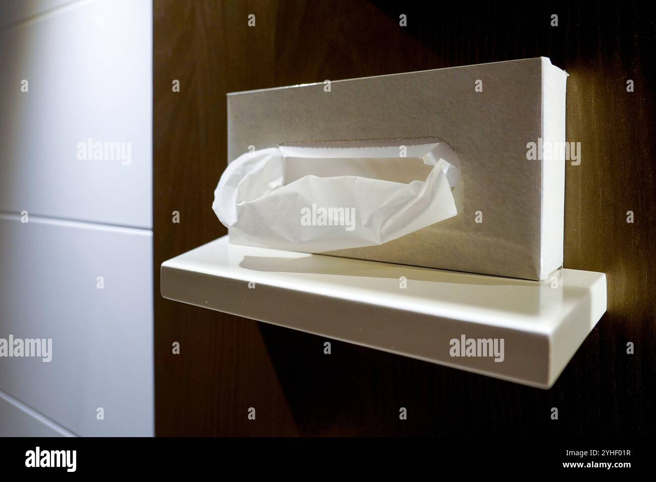 Cosmetic tissue hi-res stock photography and images - Alamy