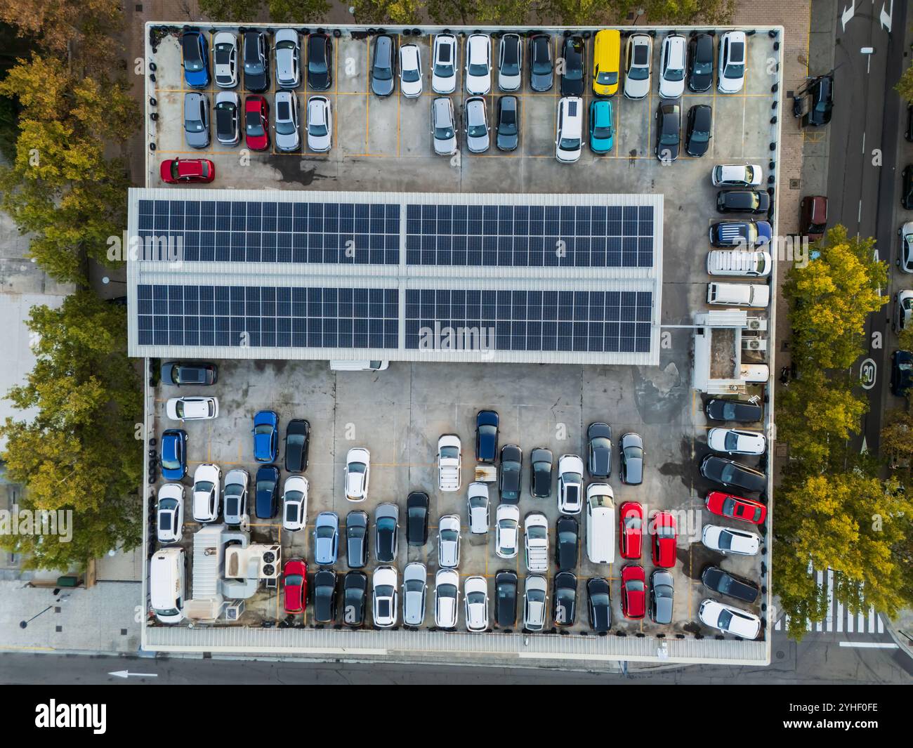 Volkswagen commercial vehicles hi-res stock photography and images - Alamy