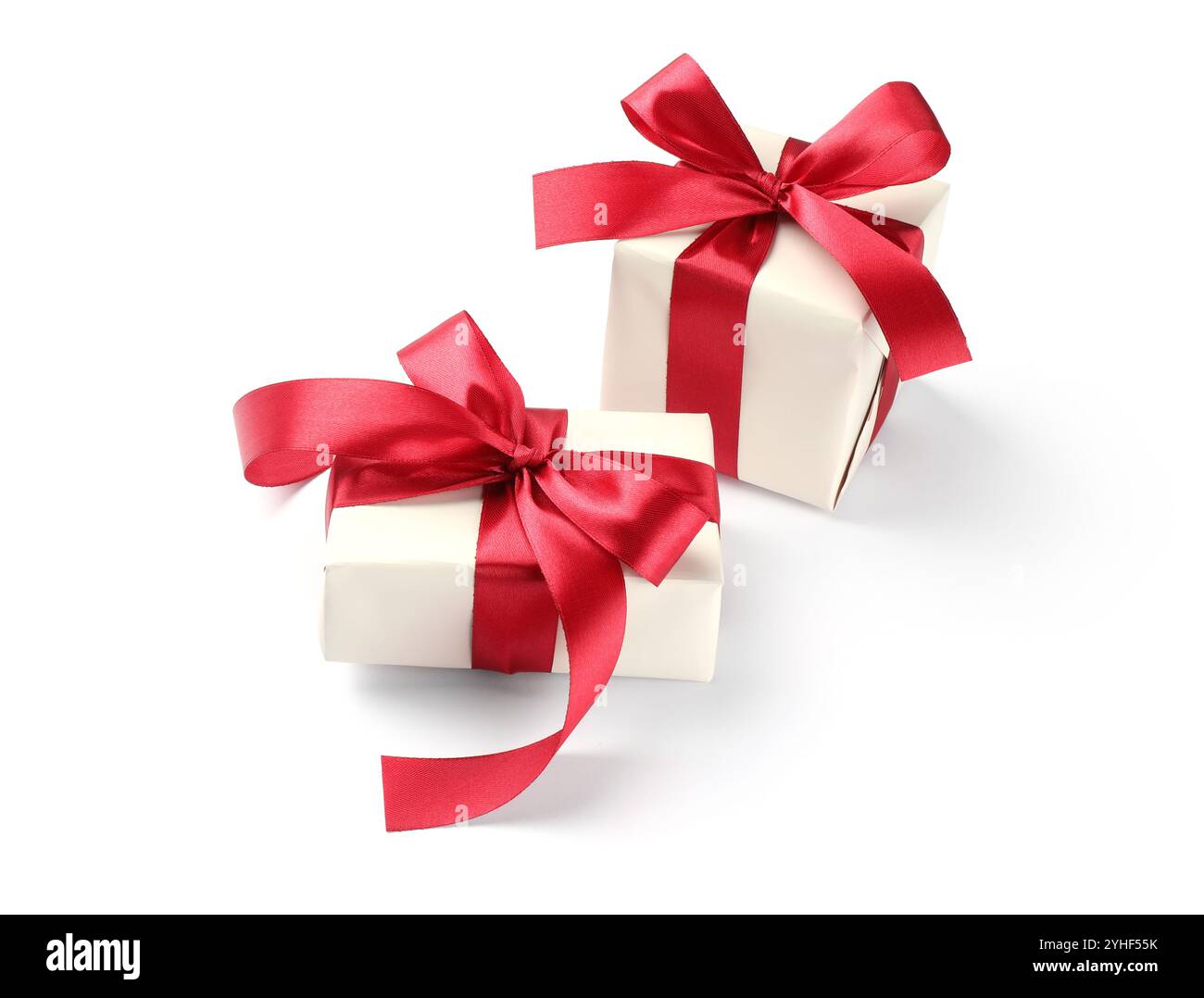 Red gift bows beautiful hi-res stock photography and images - Alamy