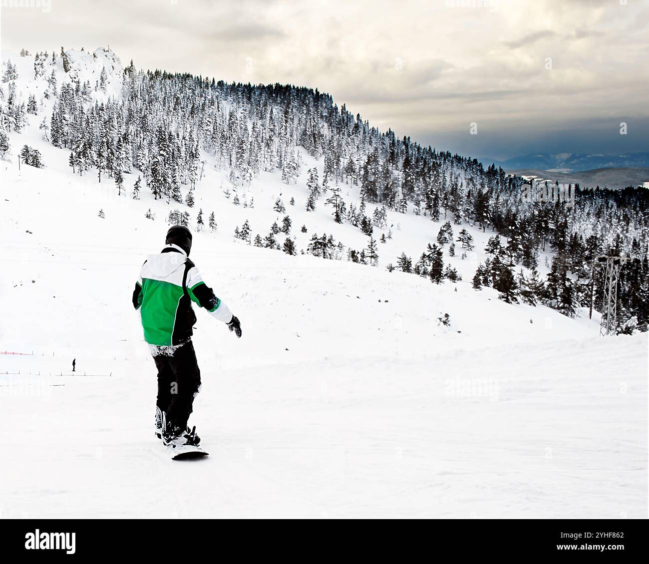 Person in winter jacket hi-res stock photography and images - Alamy