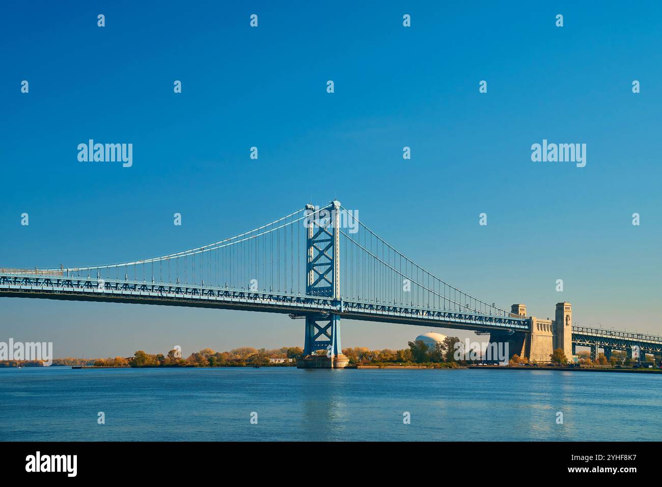 A beautiful large metal bridge over the river Stock Photo - Alamy